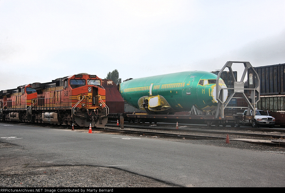 BNSF 5458 in Balmer Yard